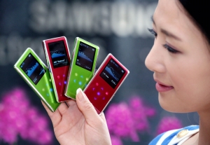 삼성 MP3 옙(YEPP)'K3'가 봄 컬러를 입었다